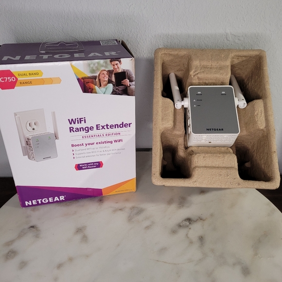 netgear | Other | Netgear Ex370 Wifi Range Extender Ac750 | Poshmark